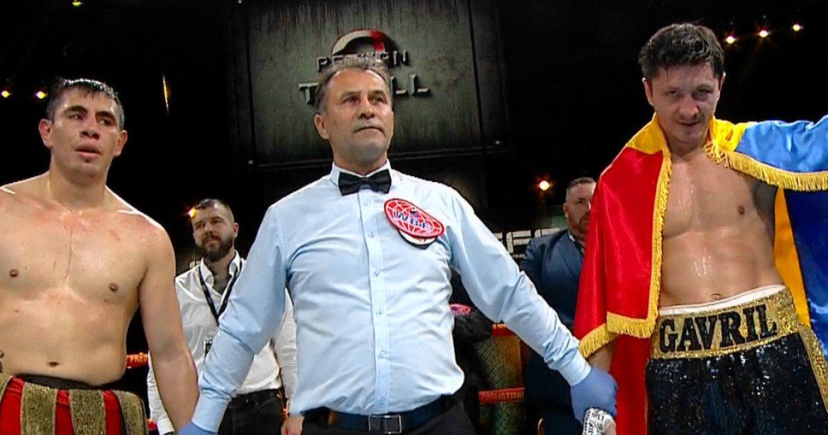 Ronald Gavril a obținut centura WBF World, învingând prin KO. - Din3Surse