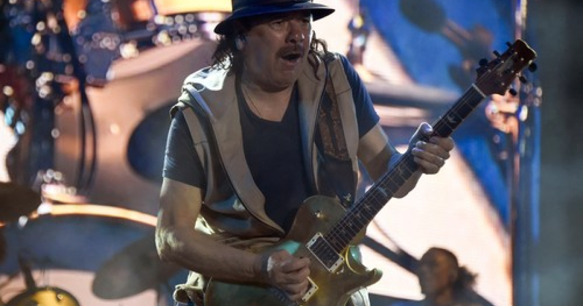 Renumitul chitarist Carlos Santana a amânat spectacolele după ce a fost ...